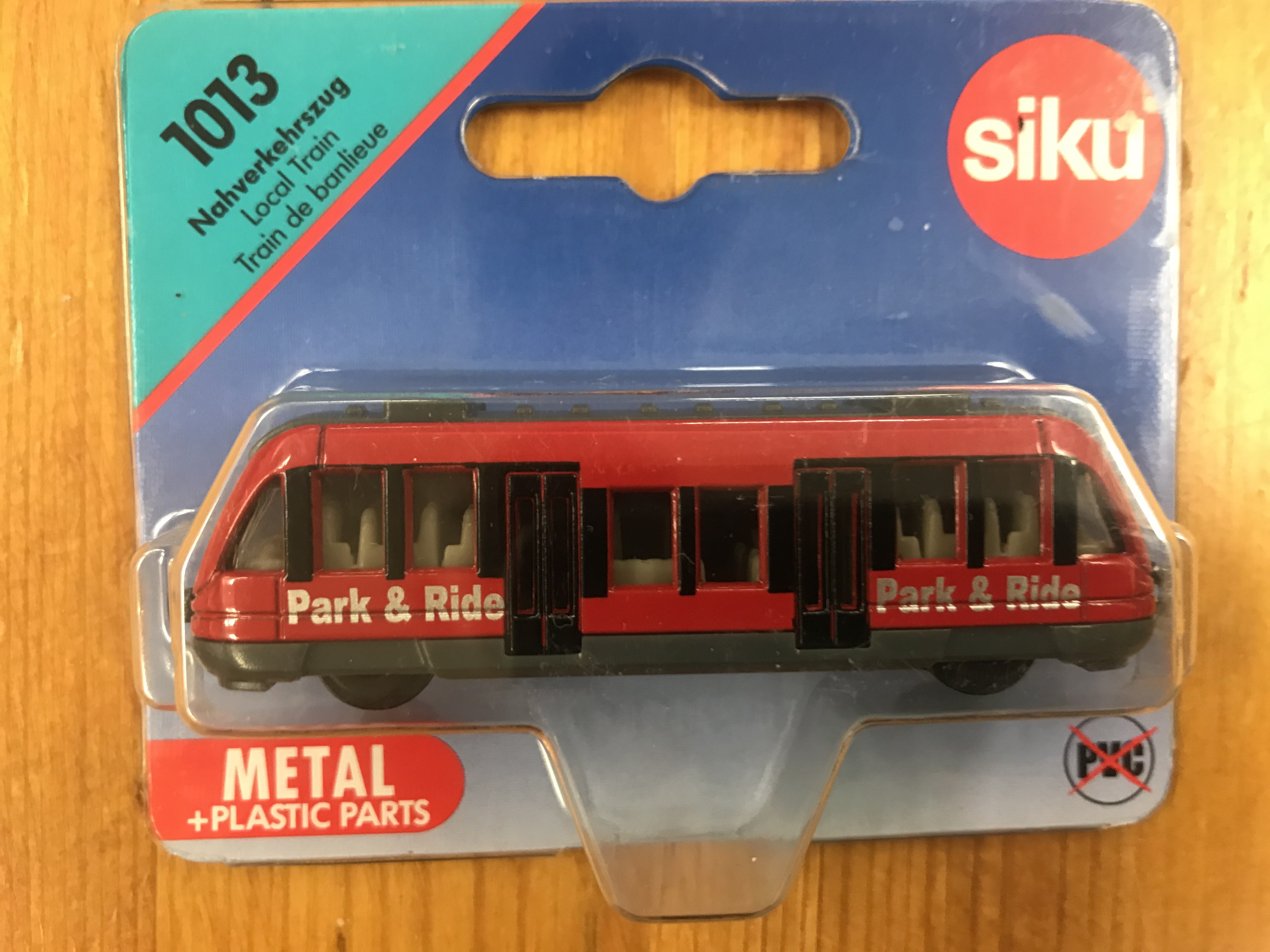 SIKU TRAIN DE BANLIEU | Passe-Temps 3000