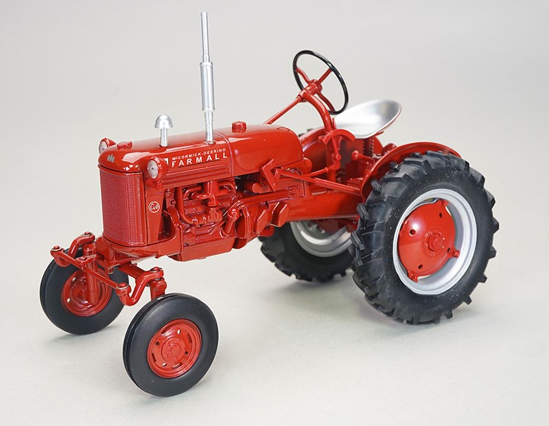 1:16 - 1950 FARMALL CUB TRACTEUR | Passe-Temps 3000
